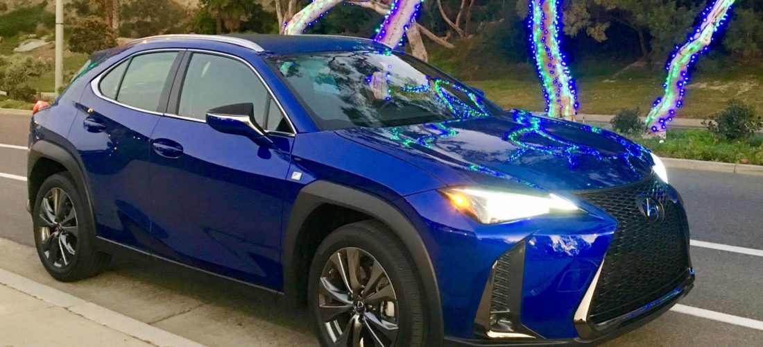 Comparison Test: 2019 Lexus UX 200 & 250h | Clean Fleet Report