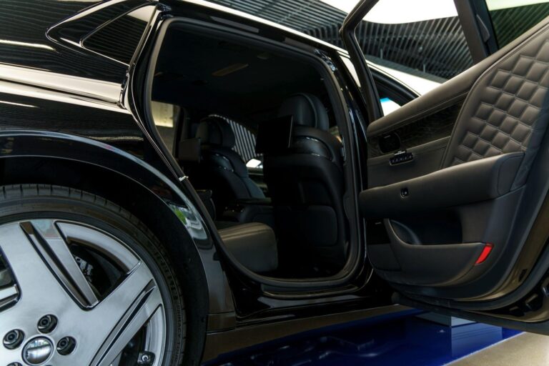7 Best Companies Offering Chauffeur Services in 2026–Review